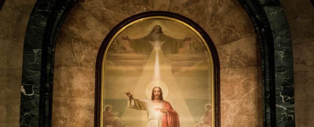 ¿Qué es la inhabitación trinitaria en el alma? - Voz Católica